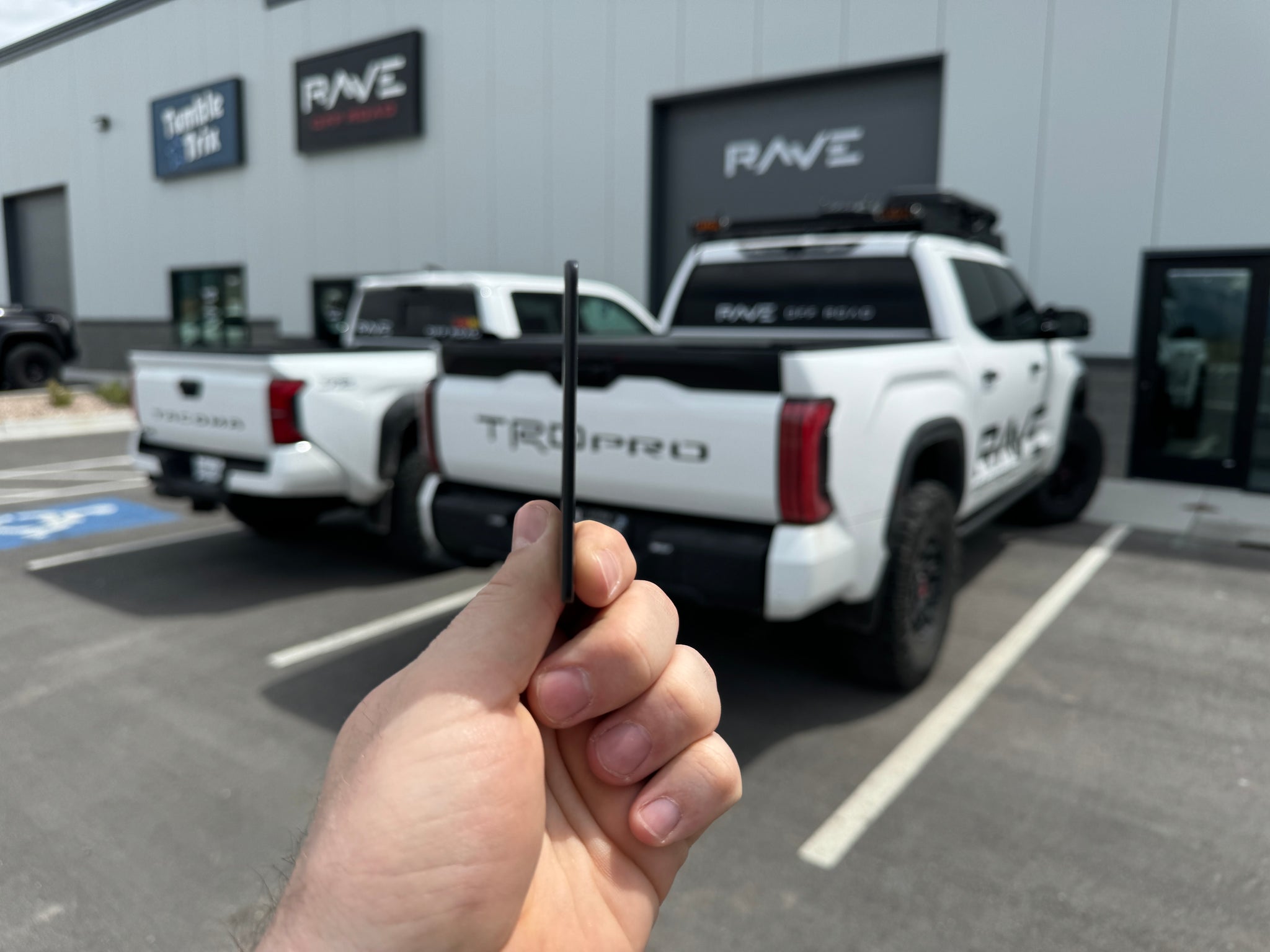 Slim Card Key Fob for 2022+ Tundra – Rave Off Road