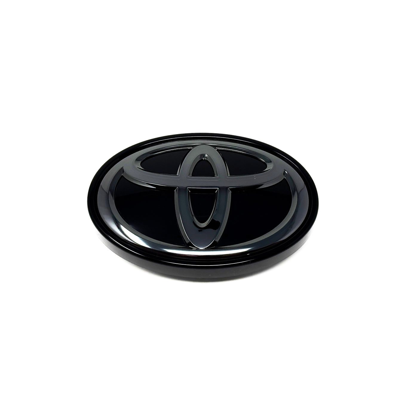 Illuminated Toyota Emblem for 2025+ 4Runner Grille – Rave Off Road